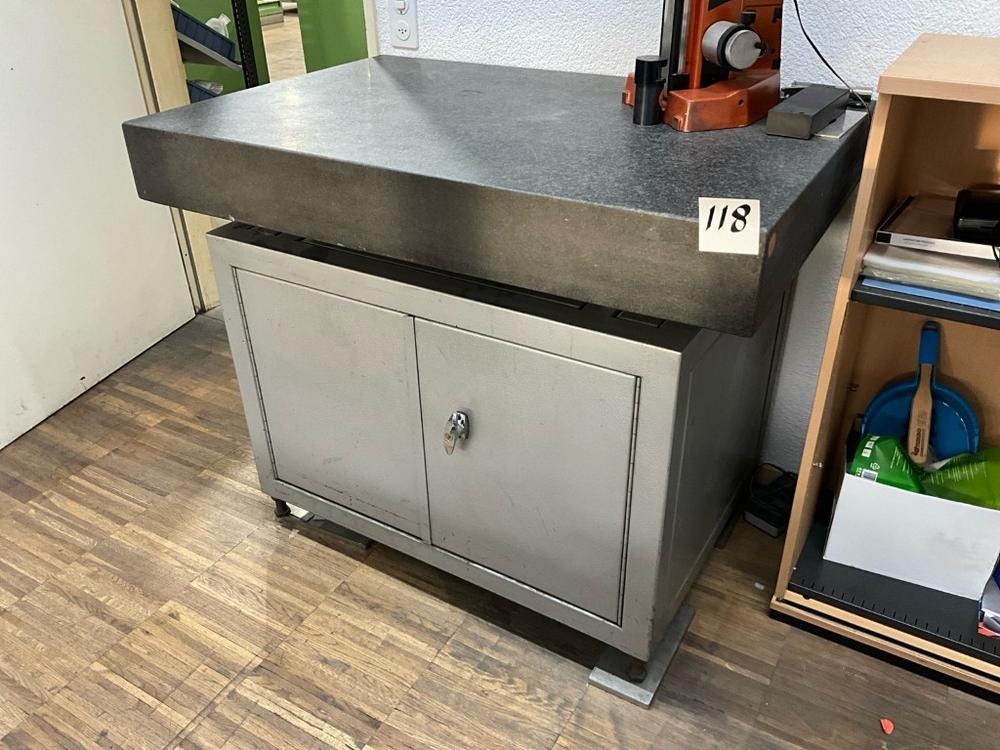 granite measuring table | Dome Auctions
